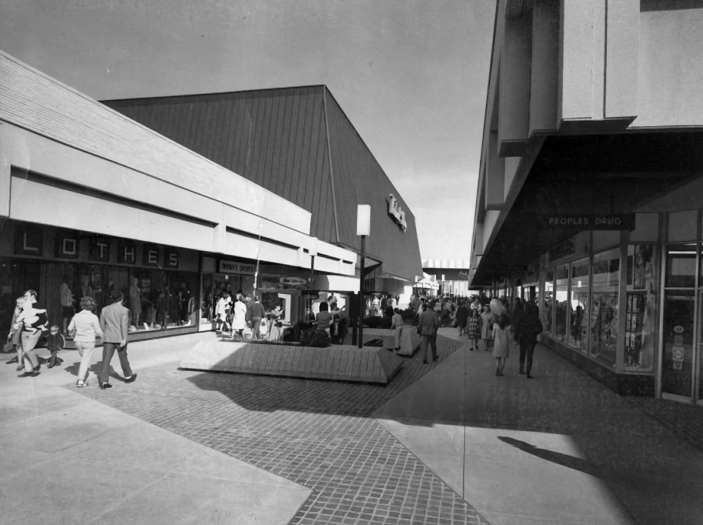 Remembering Landmark Mall...with an '80s Flourish - Nostalgic Virginian